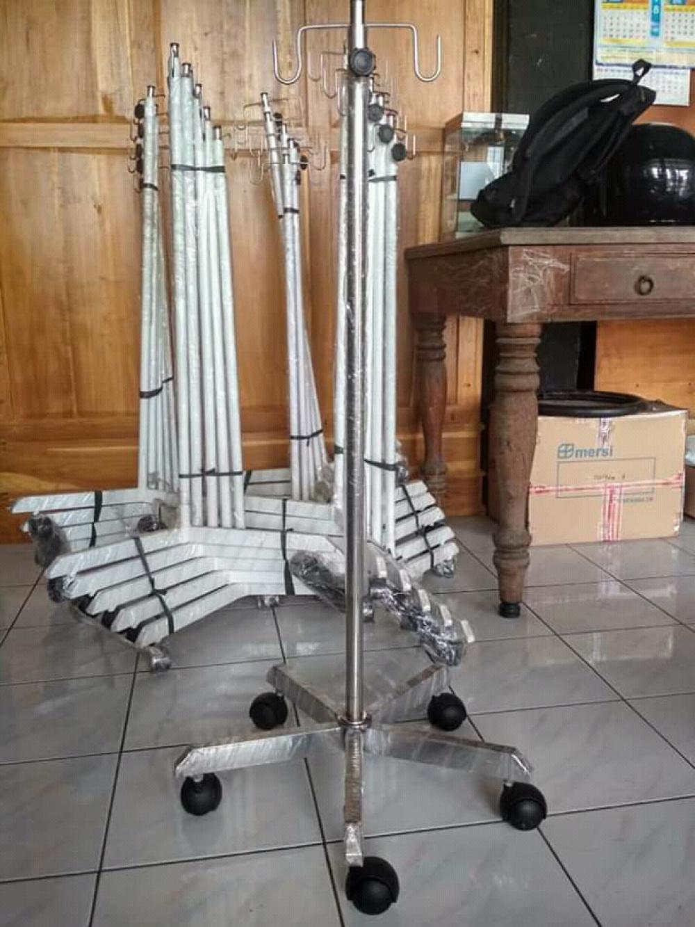 Jual Tiang infus stainless dari Joyo alkes - Goalkes